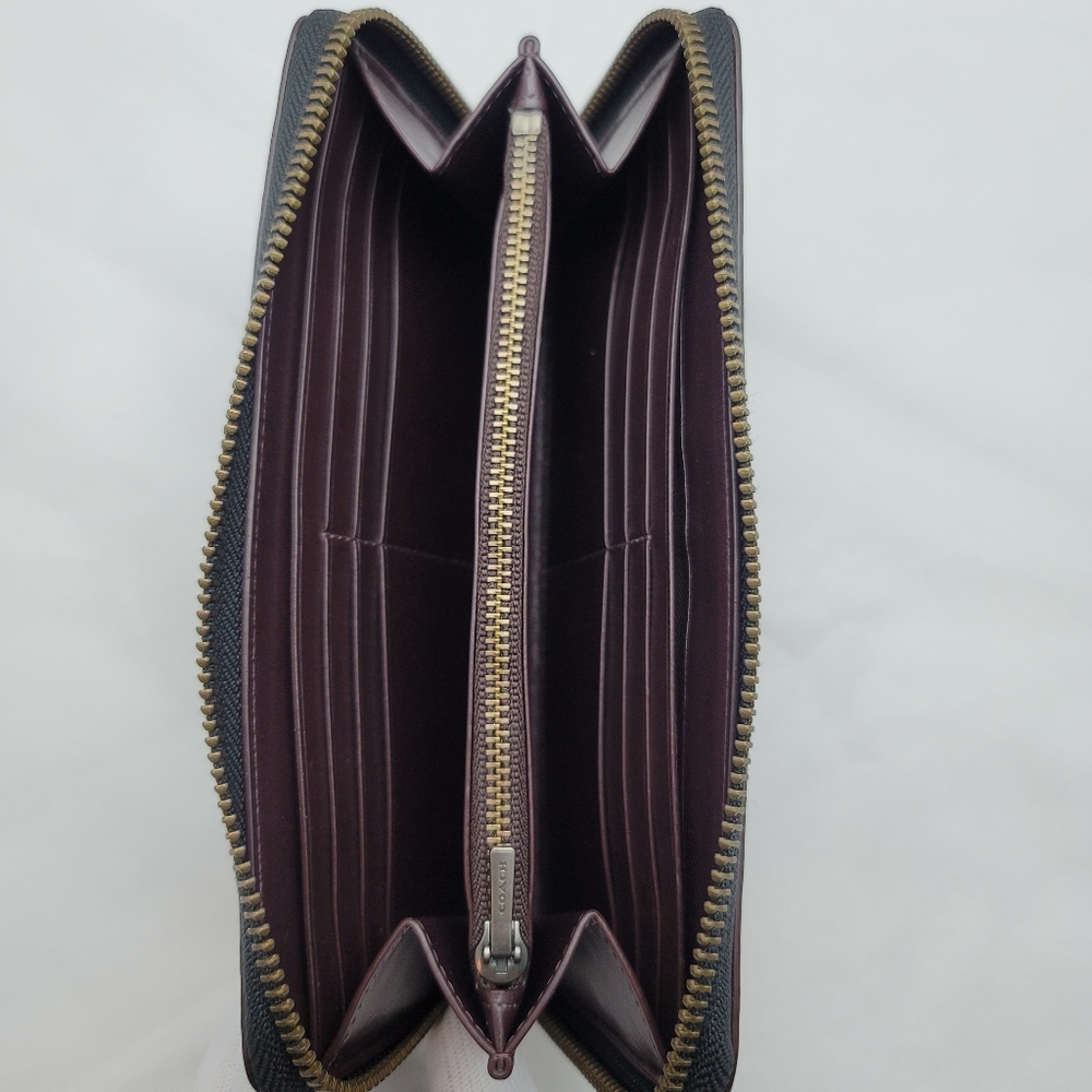 Coach Accordian Textured Leather Wallet - Gem